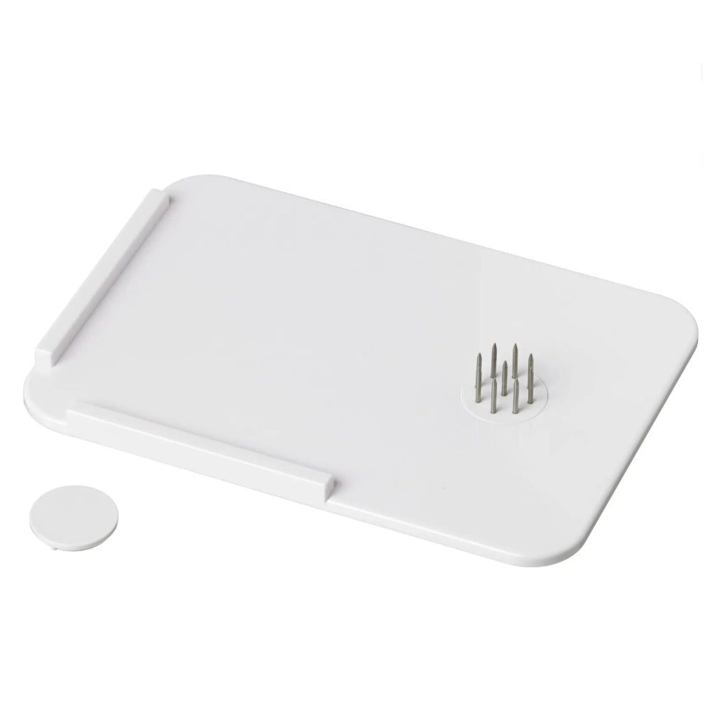 Homecraft Plastic Spread & Chopping Board with Spikes – HMGDirect